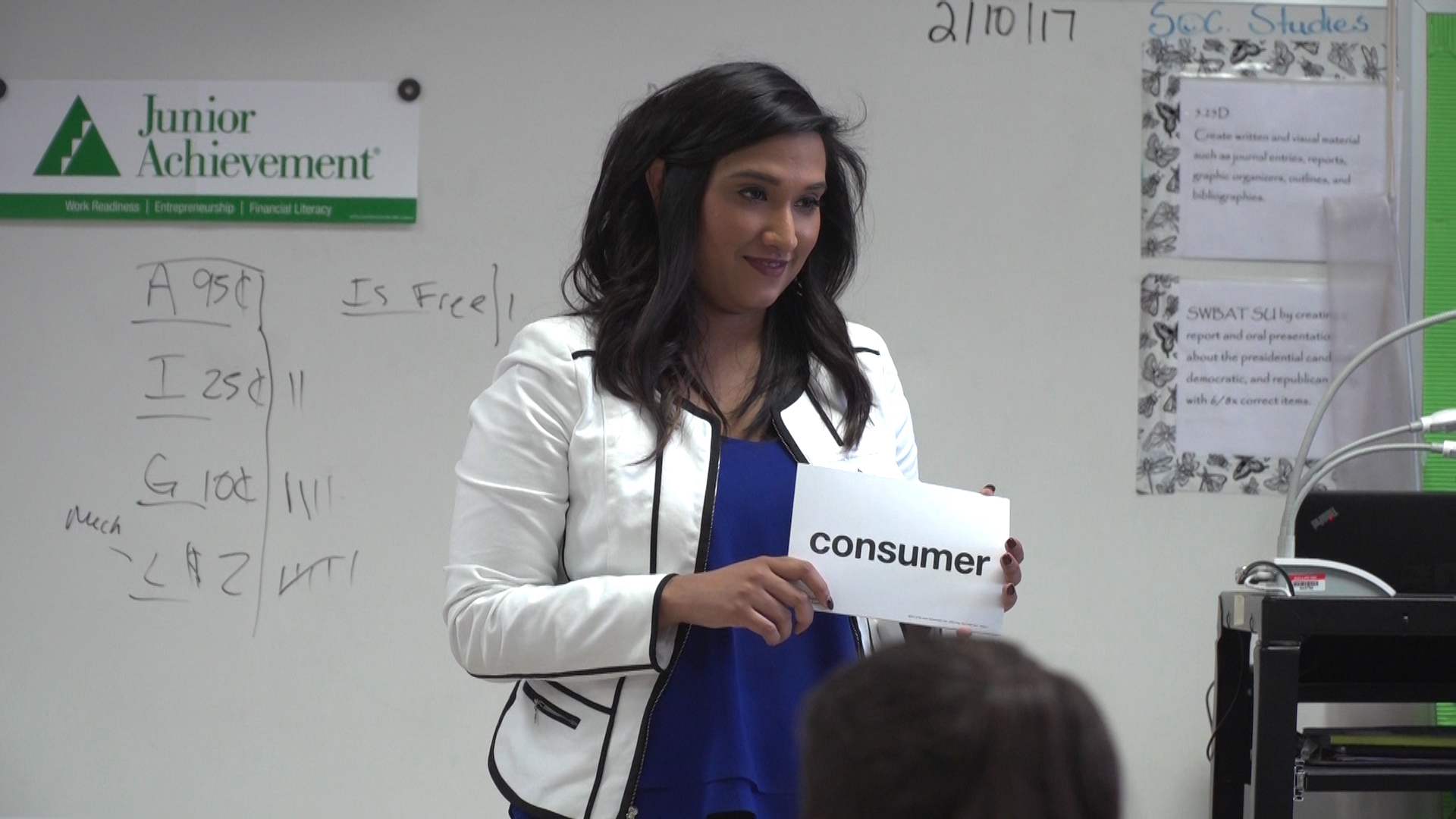 JA volunteers visit Highland Meadows Elementary to share financial ...