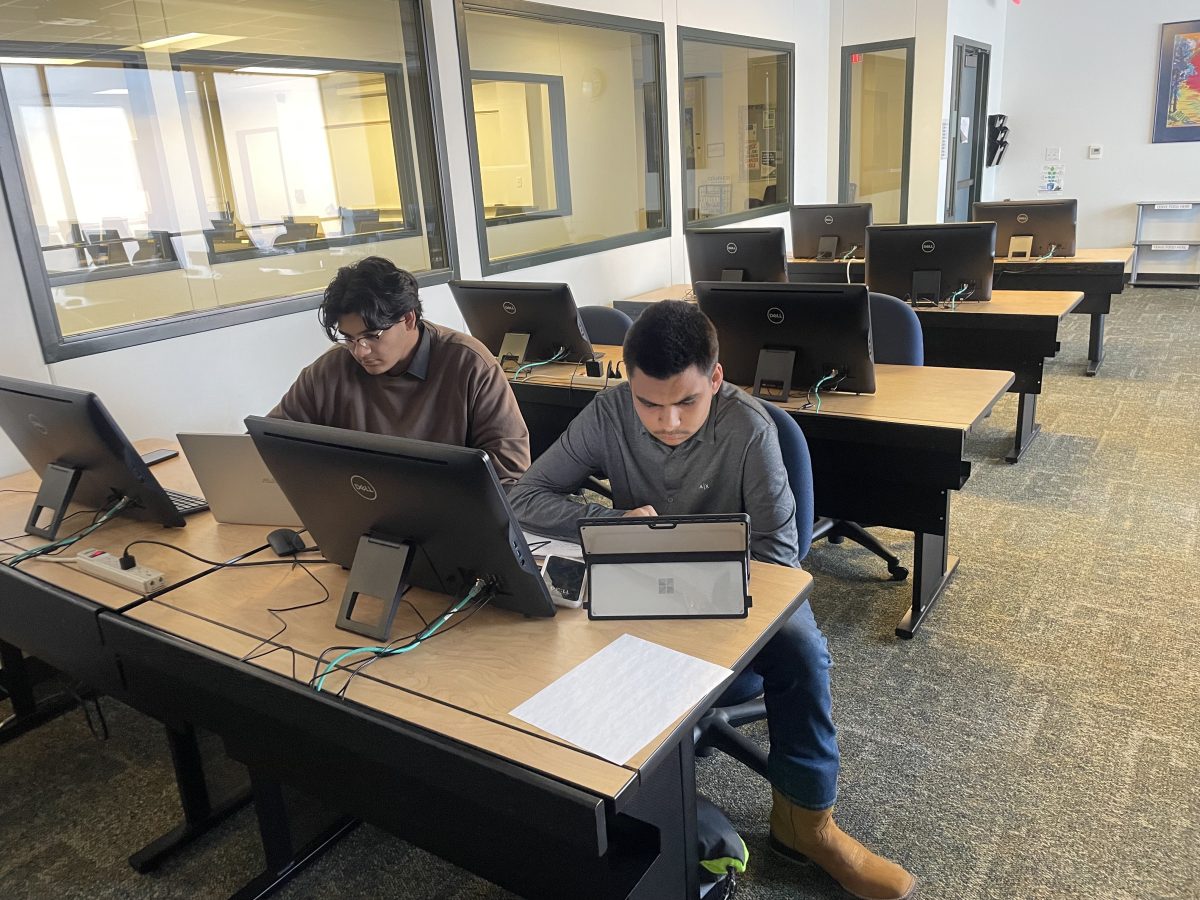 5 Dallas ISD schools advance to UIL CX Debate State Meet | The Hub
