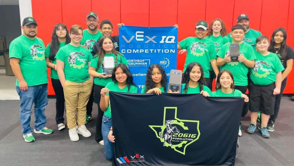 Dallas ISD robotics teams excel in state and global arenas | The Hub