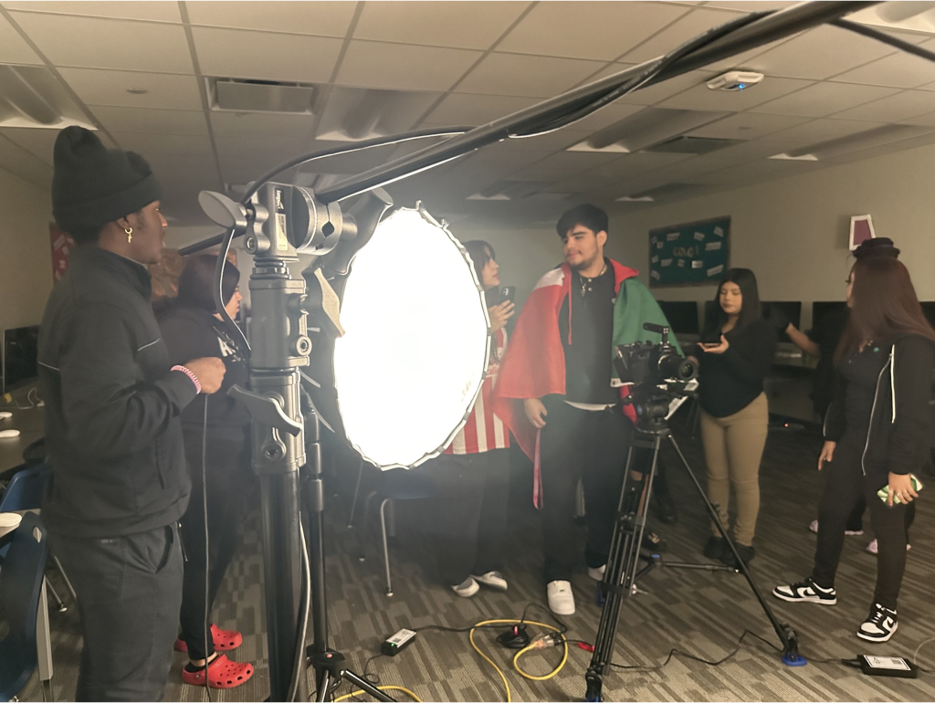 Dallas ISD alumni teach film to high school students | The Hub