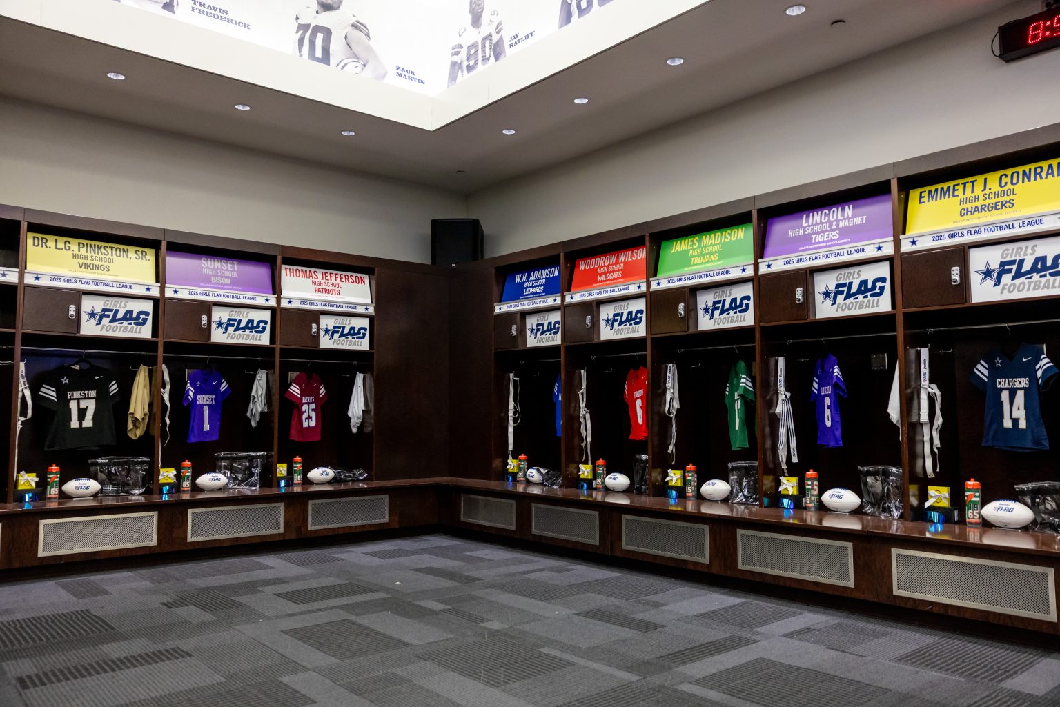 Dallas ISD unveils new girls flag football league | The Hub